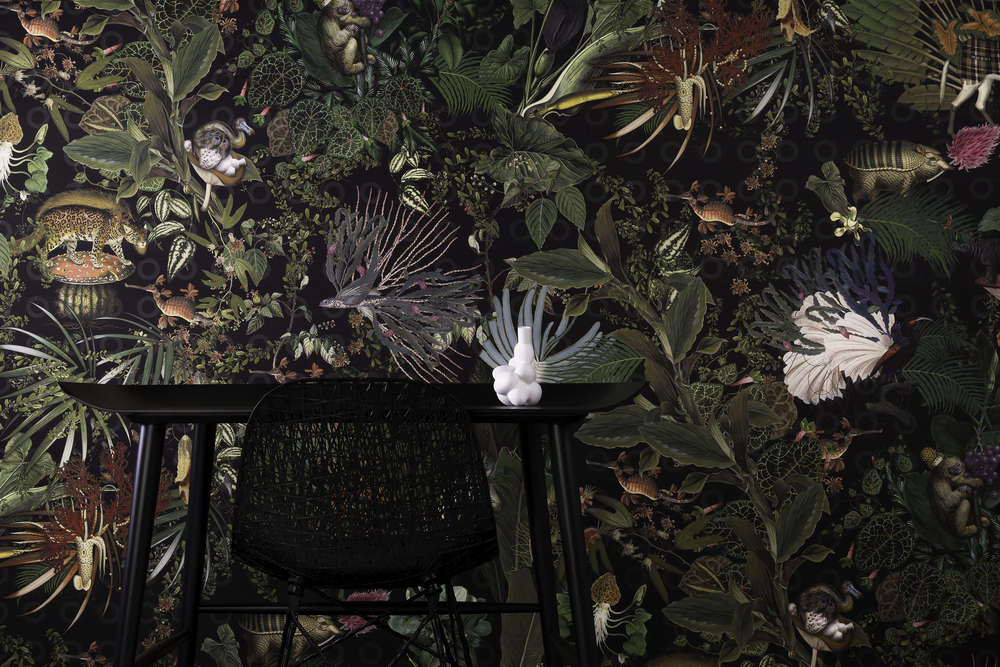 Arte Moooi Extinct Animals Menagerie of Extinct Animals MO2071 Raven ...